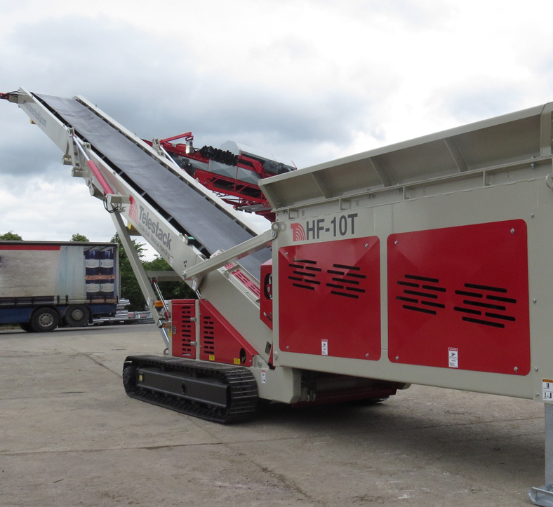 HF-10T Mobile Tracked Hopper Feeder