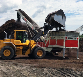 Mobile Hopper Feeder stockpiling from wheel loader | Telestack Ltd